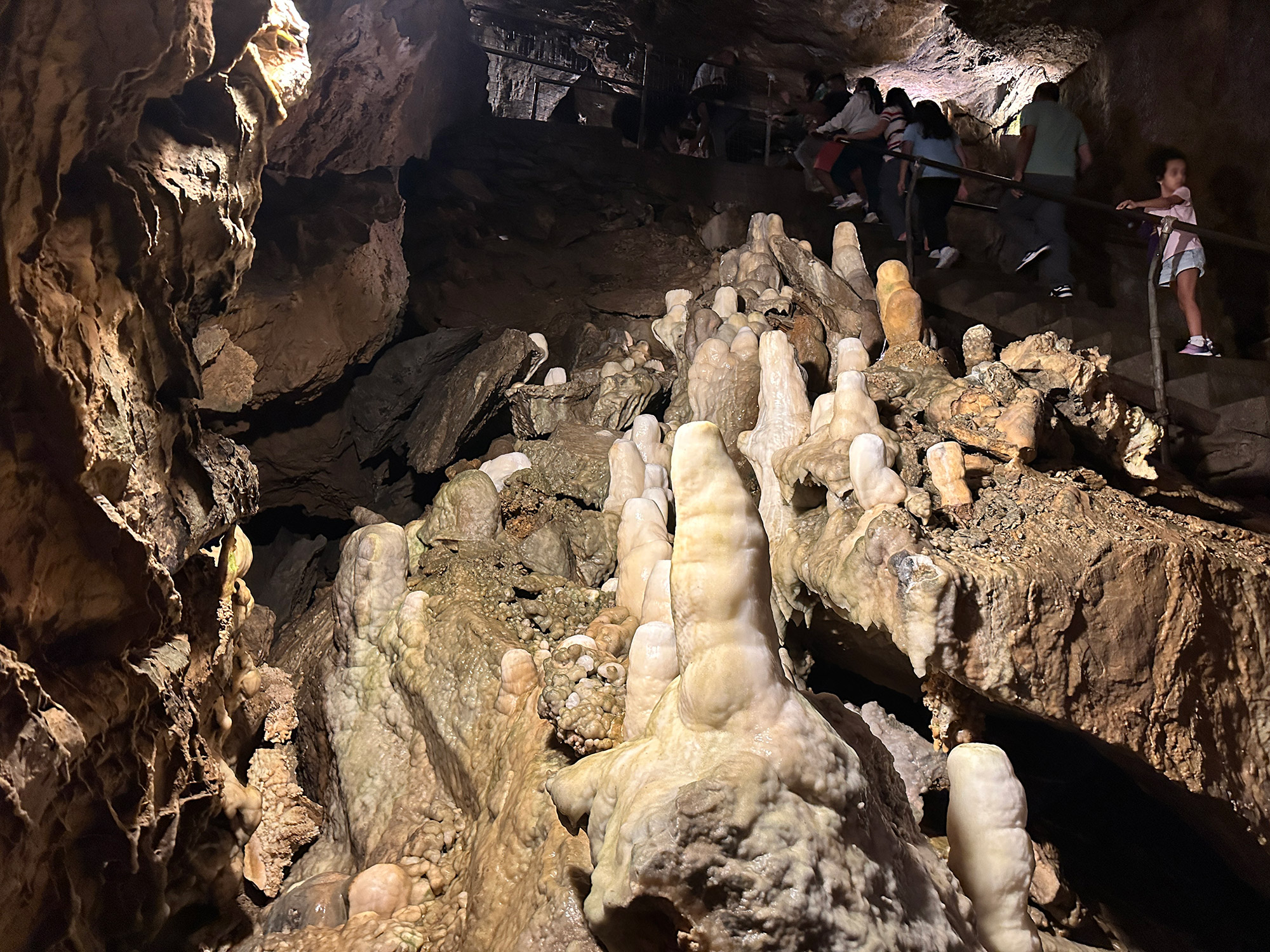 Crystal Cave - PA Discoveries