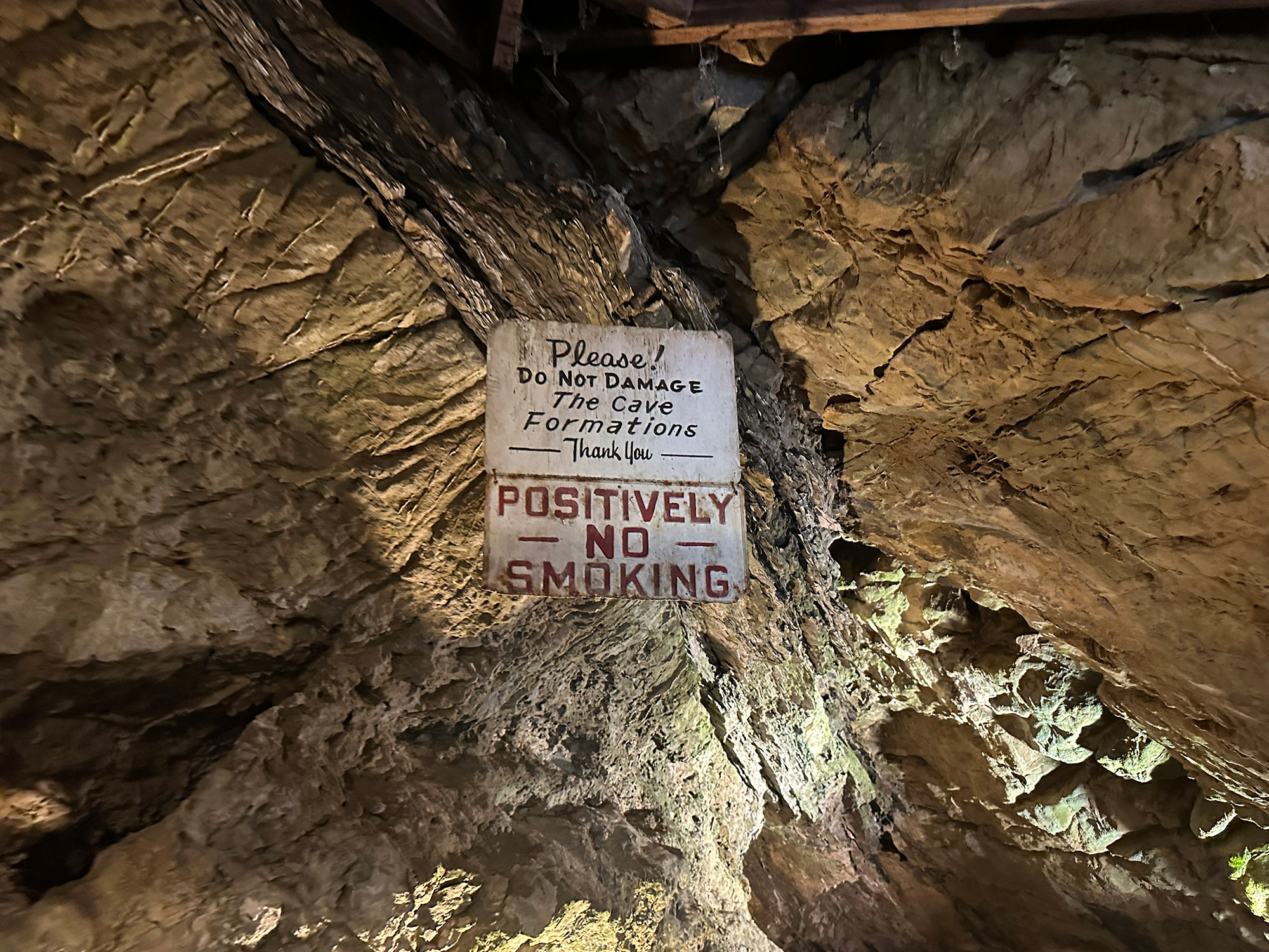 Crystal Cave - PA Discoveries